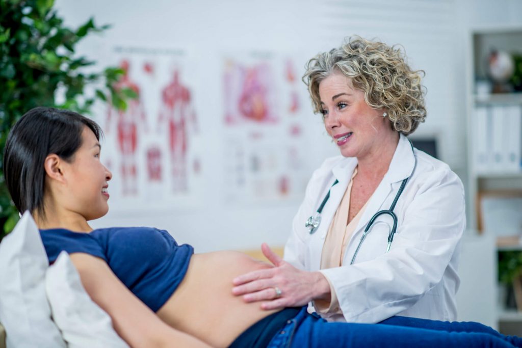 How To Become a Nurse Midwife in 4 Easy Steps | Aspen University