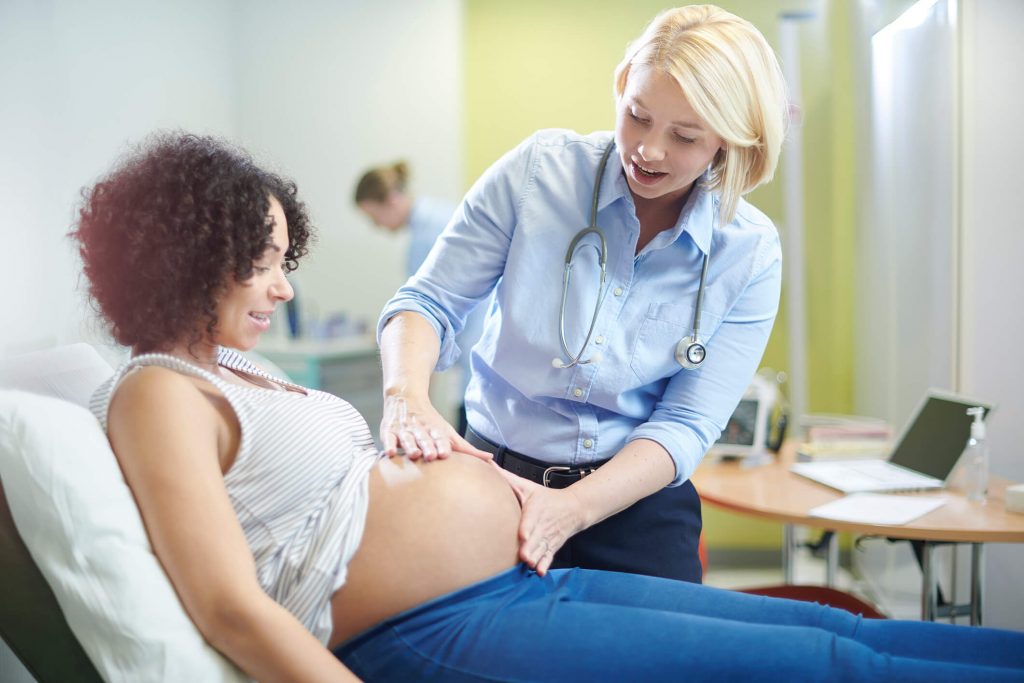 How To Become a Nurse Midwife in 4 Easy Steps | Aspen University