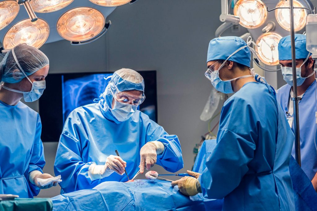 Scrub Nurse vs Surgical Tech: 2023 Career Comparison | Aspen University